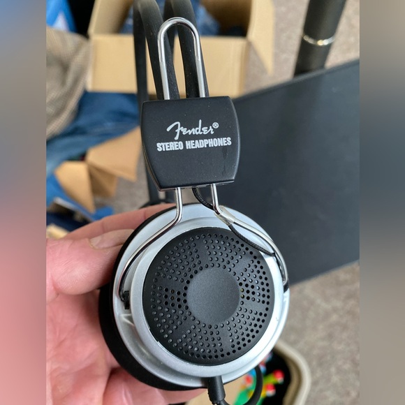 Headphones | Fender Stereo Headphones Wired Adjustable Volume Black ...